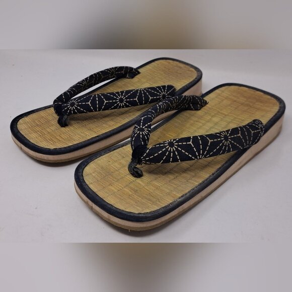 Vintage | Shoes | Vintage Traditional Japanese Geisha Sandals Straw ...